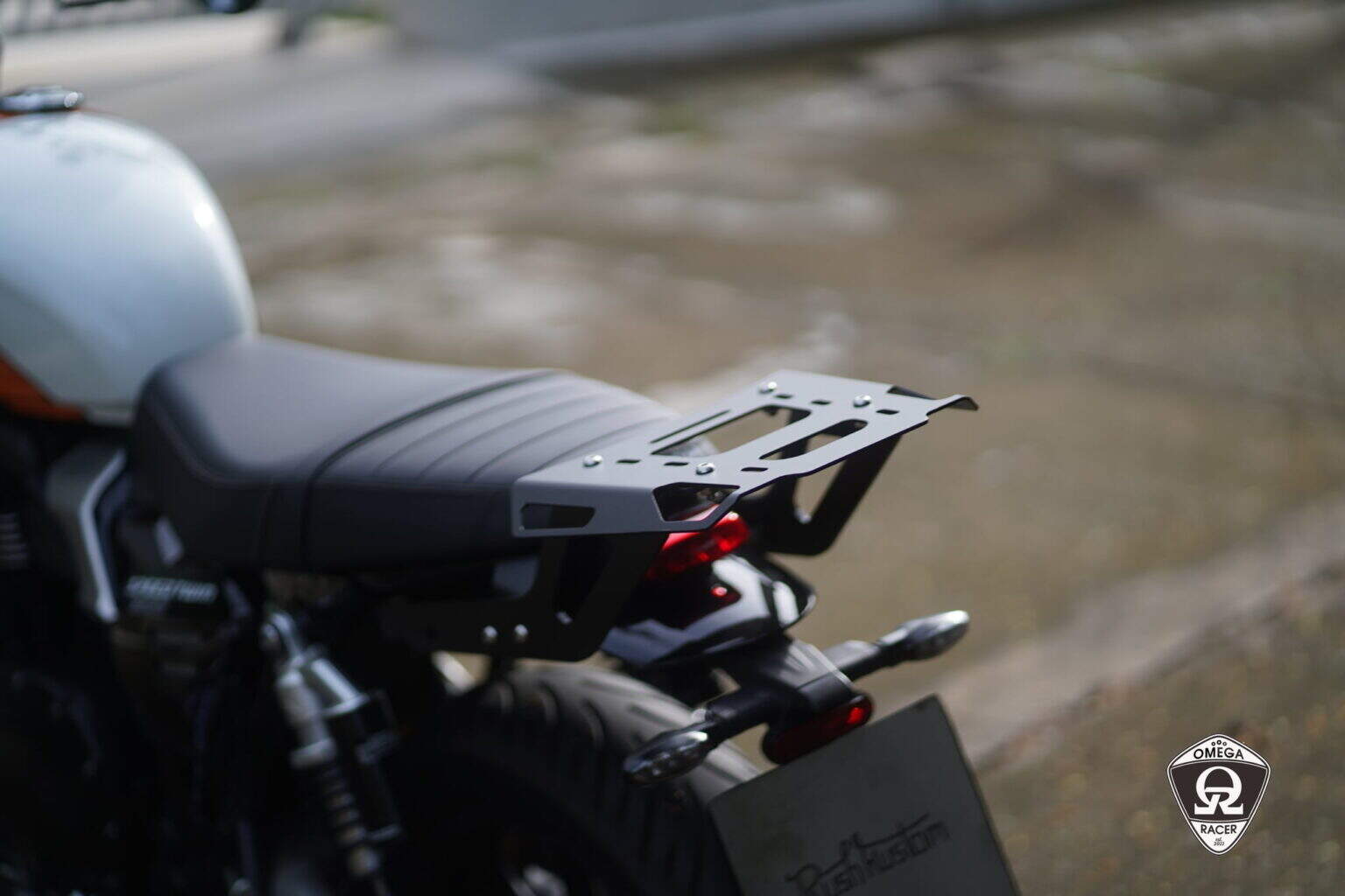Rush Kustom - Triumph Speed Twin 900 - Luggage Racks